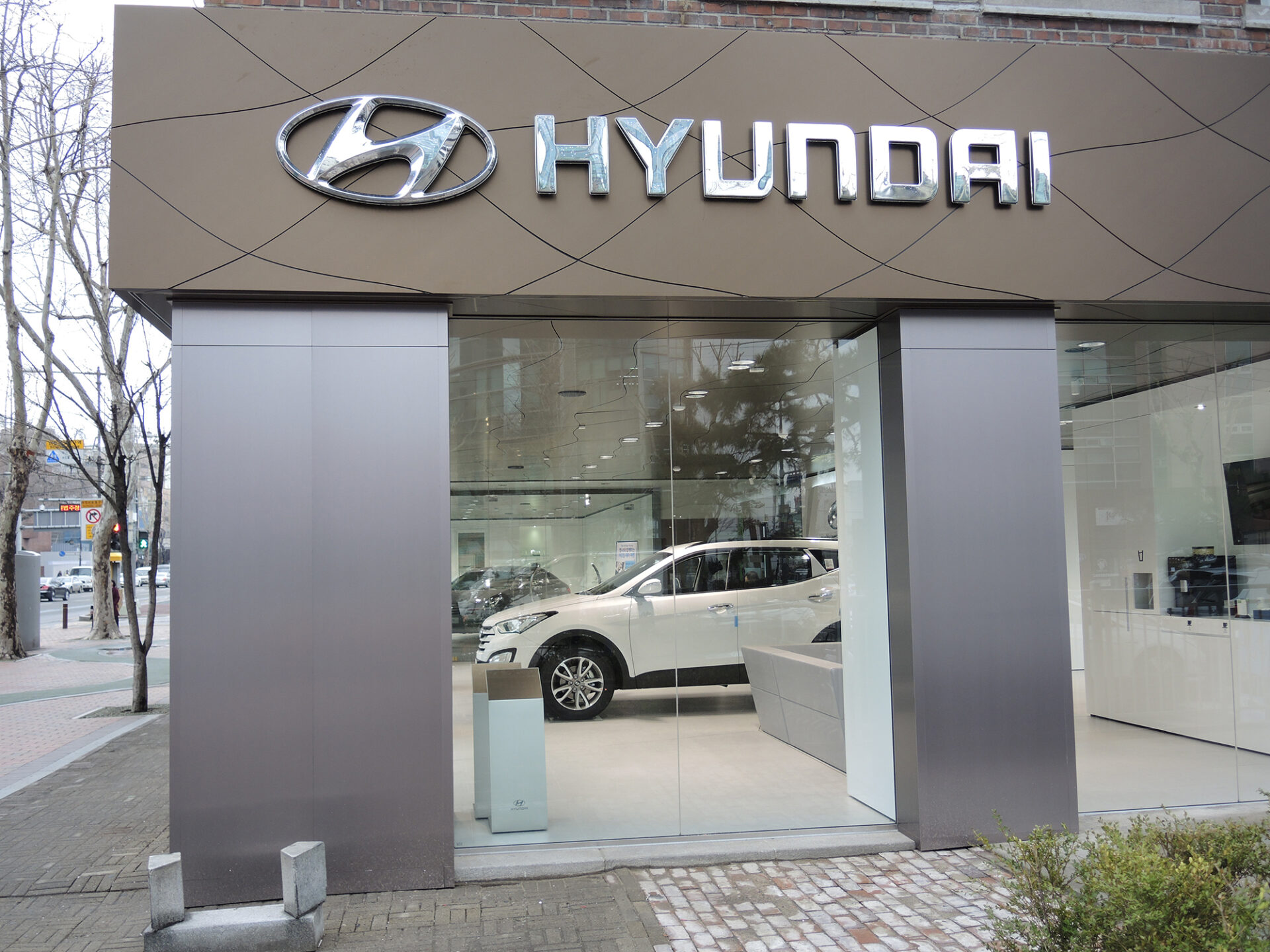 Facades and Cladding - Lorin | Anodized Aluminum